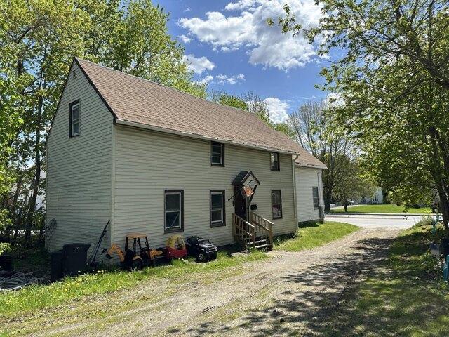 house with 3 bedroom, Fairfield ME DLS103033383