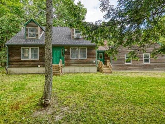 house with 3 bedroom, Fairfield ME ES104328944