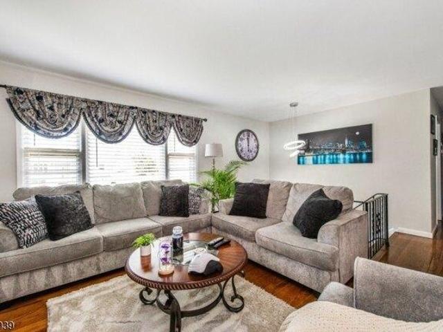 house with 3 bedroom, Fairfield NJ DS102530665