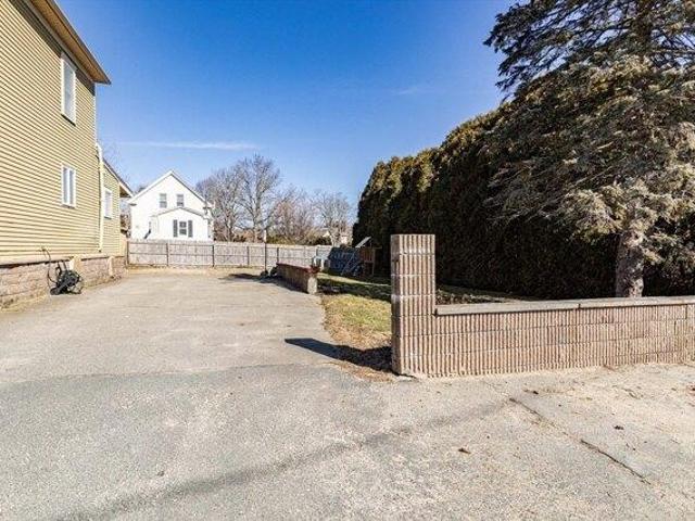 house with 3 bedroom, Fairhaven MA ES103221482