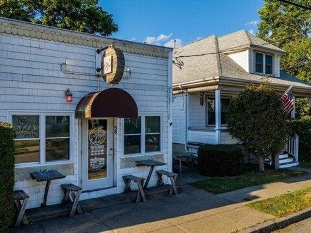 house with 3 bedroom, Fairhaven MA ES104757222