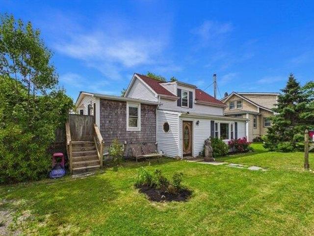 house with 3 bedroom, Fairhaven MA ES105192802