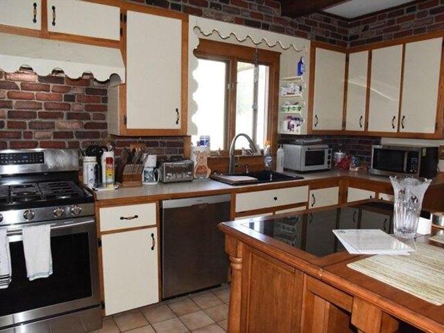 house with 3 bedroom, Fairhaven MA ES105203575