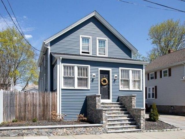 house with 3 bedroom, Fall River MA DLS103074096