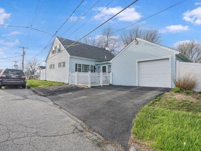 house with 3 bedroom, Fall River MA DS104233840