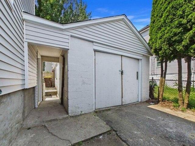 house with 3 bedroom, Fall River MA DS104263601