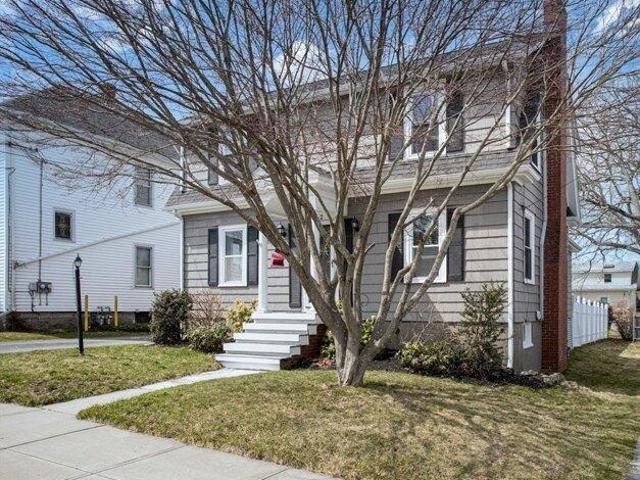 house with 3 bedroom, Fall River MA DS102593899