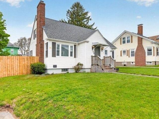 house with 3 bedroom, Fall River MA DS102726045