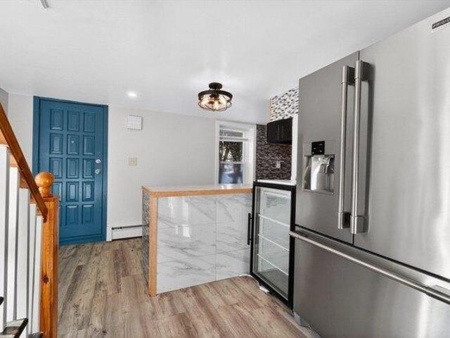 house with 3 bedroom, Fall River MA DS102779799
