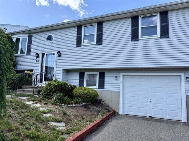 house with 3 bedroom, Fall River MA DS103851661