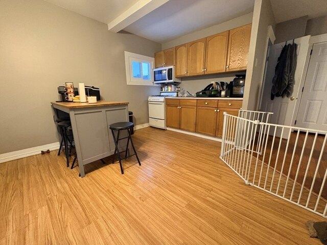 house with 3 bedroom, Fall River MA ES104079067