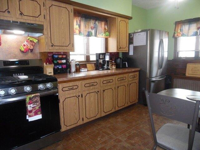 house with 3 bedroom, Fall River MA ES104568481
