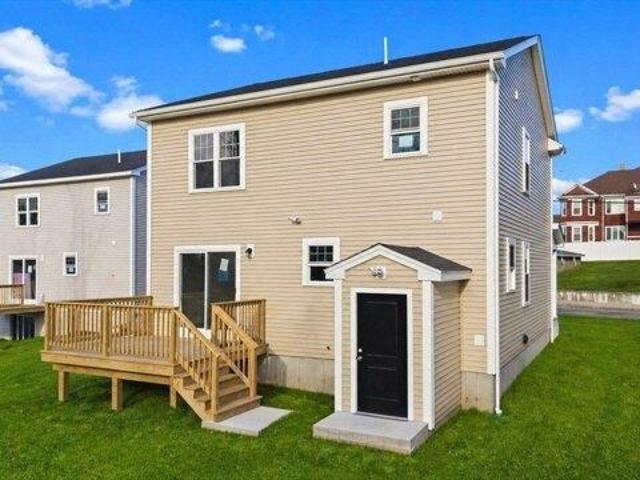 house with 3 bedroom, Fall River MA ES104852666