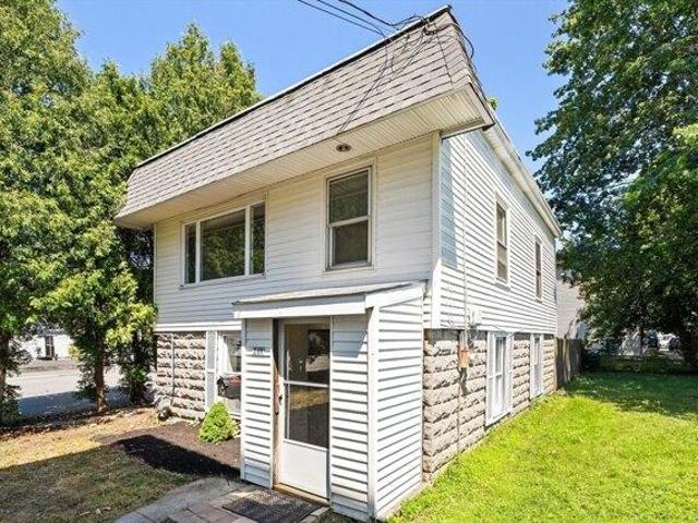 house with 3 bedroom, Fall River MA ES104903465