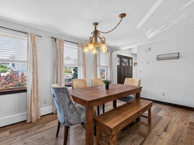 house with 3 bedroom, Fall River MA ES105081471