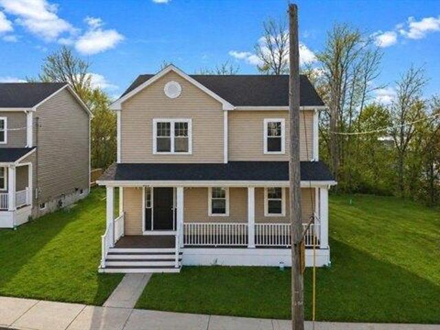 house with 3 bedroom, Fall River MA ES105123609