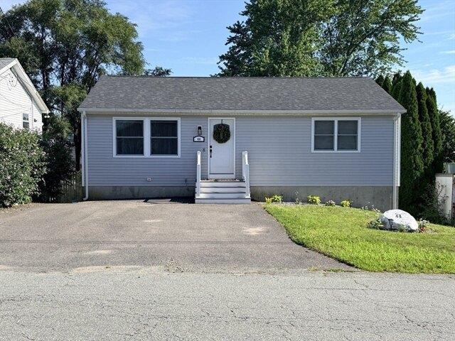 house with 3 bedroom, Fall River MA ES105230189