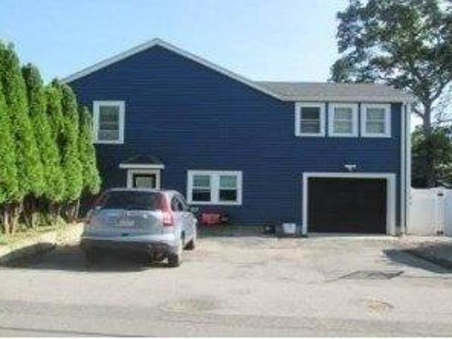 house with 3 bedroom, Fall River MA ES103075147