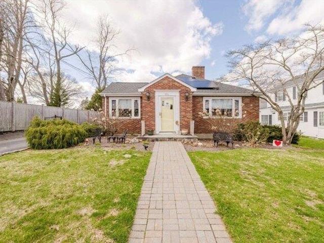 house with 3 bedroom, Fall River MA ES103431056
