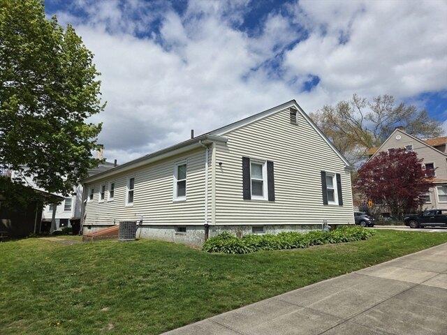 house with 3 bedroom, Fall River MA ES103441286