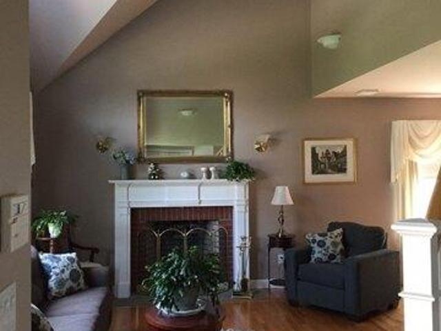 house with 3 bedroom, Fall River MA ES103441504