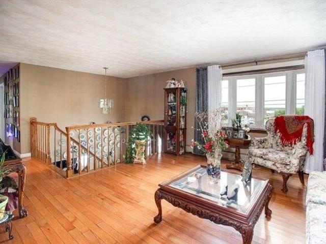 house with 3 bedroom, Fall River MA ES103850310