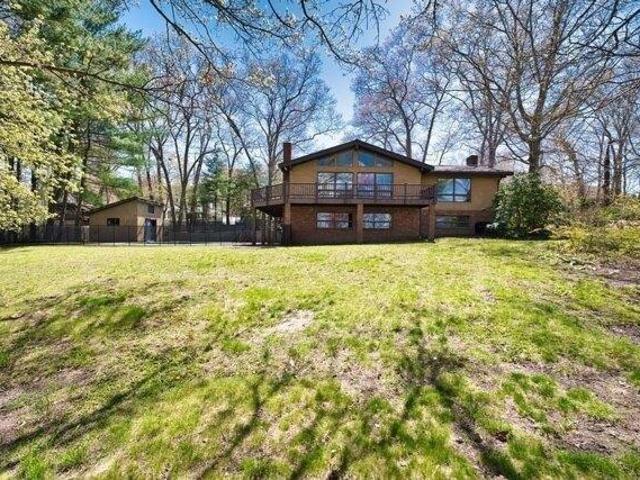 house with 3 bedroom, Fall River MA ES103931957