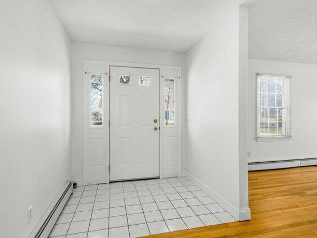 house with 3 bedroom, Falmouth MA DLS102529239