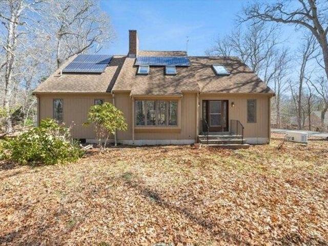 house with 3 bedroom, Falmouth MA DLS102372259