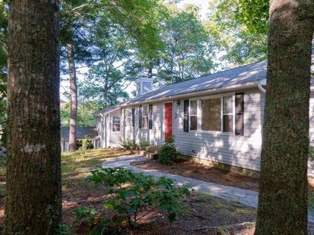 house with 3 bedroom, Falmouth MA DS101897781