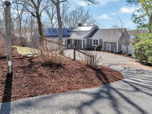 house with 3 bedroom, Falmouth MA DS102257242