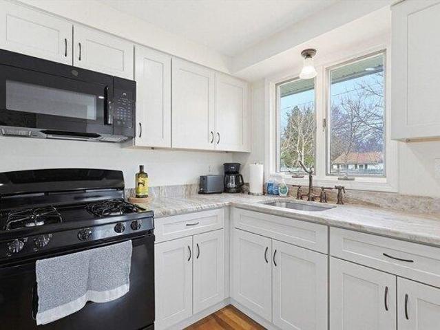 house with 3 bedroom, Falmouth MA DS102443034