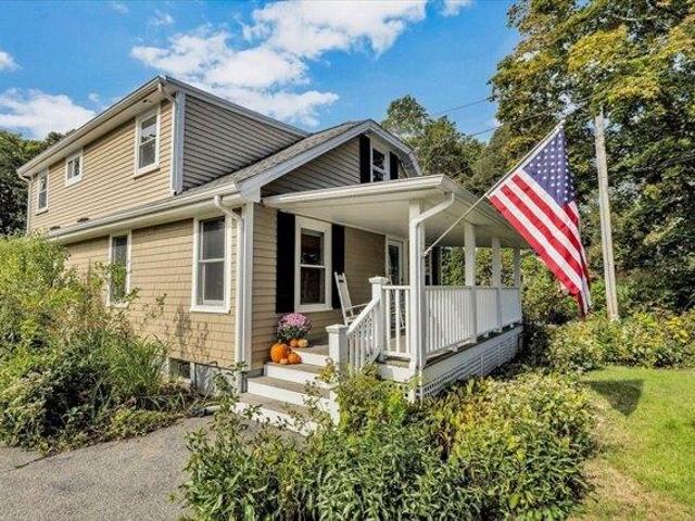 house with 3 bedroom, Falmouth MA DS102724981