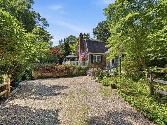 house with 3 bedroom, Falmouth MA DS104188938