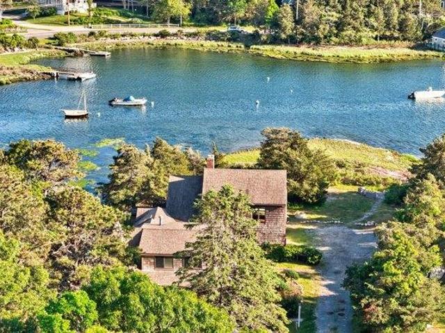 house with 3 bedroom, Falmouth MA DS104265535