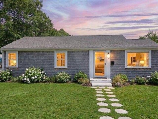 house with 3 bedroom, Falmouth MA ES102959744