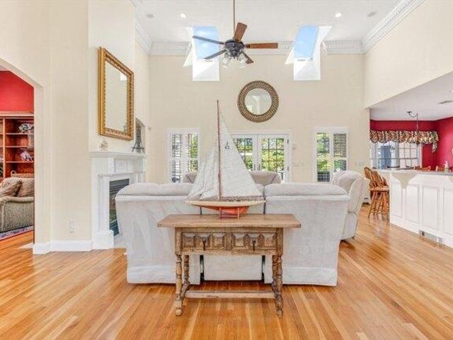 house with 3 bedroom, Falmouth MA ES103019317