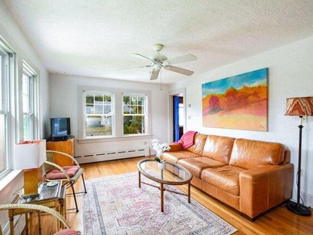 house with 3 bedroom, Falmouth MA ES104010531