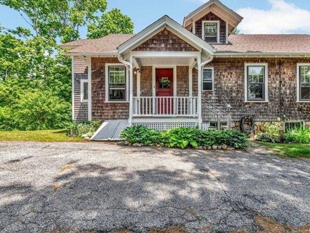 house with 3 bedroom, Falmouth MA ES104374142