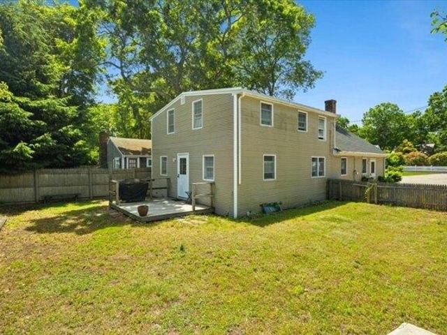 house with 3 bedroom, Falmouth MA ES105059090