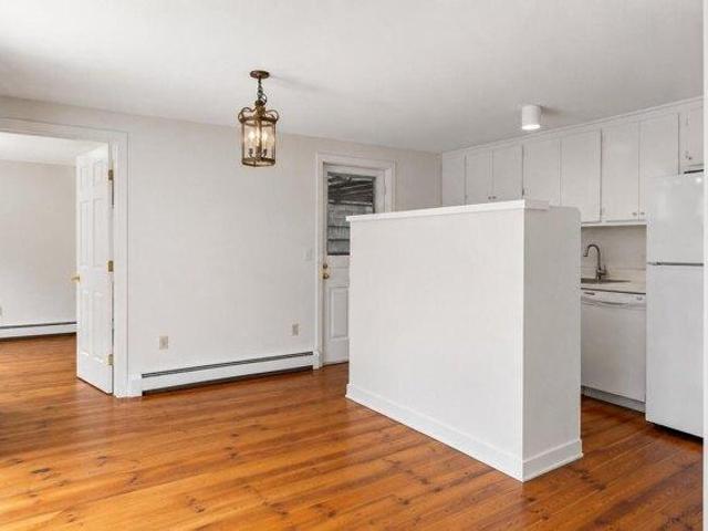 house with 3 bedroom, Falmouth MA ES105080555