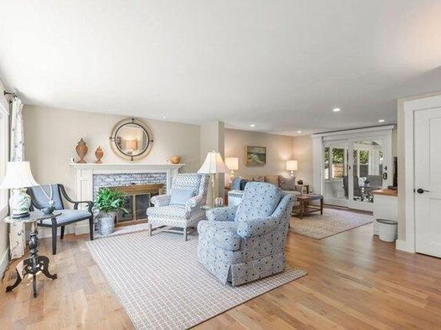 house with 3 bedroom, Falmouth MA ES105175920