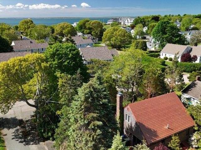 house with 3 bedroom, Falmouth MA ES105191806