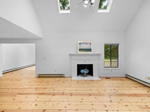 house with 3 bedroom, Falmouth MA ES105106194