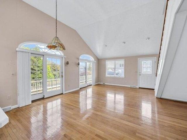 house with 3 bedroom, Falmouth MA ES105126815