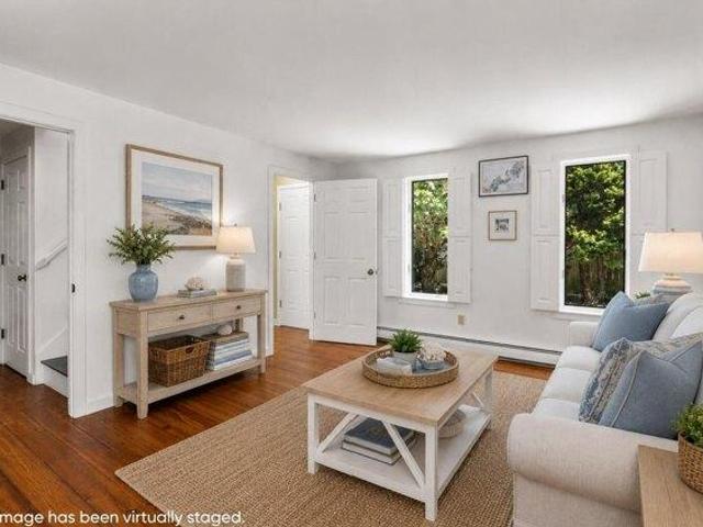 house with 3 bedroom, Falmouth MA ES105206247