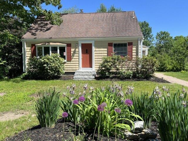 house with 3 bedroom, Falmouth ME DLS103016543