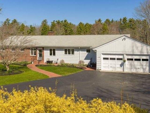 house with 3 bedroom, Falmouth ME DS102314655