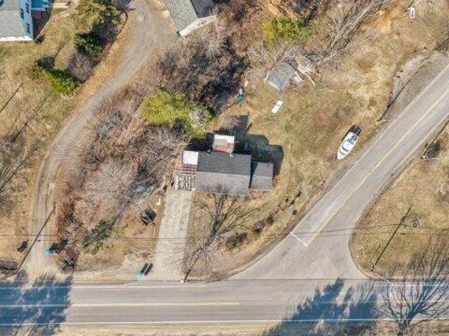 house with 3 bedroom, Falmouth ME DS102709062