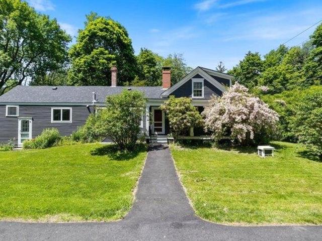 house with 3 bedroom, Falmouth ME DS103927536